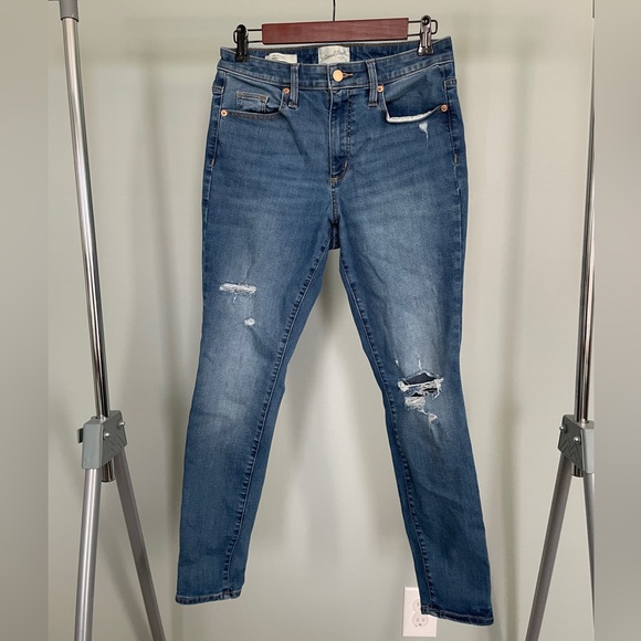Universal Thread | Jeans | Universal Thread Distressed Highrise Skinny ...